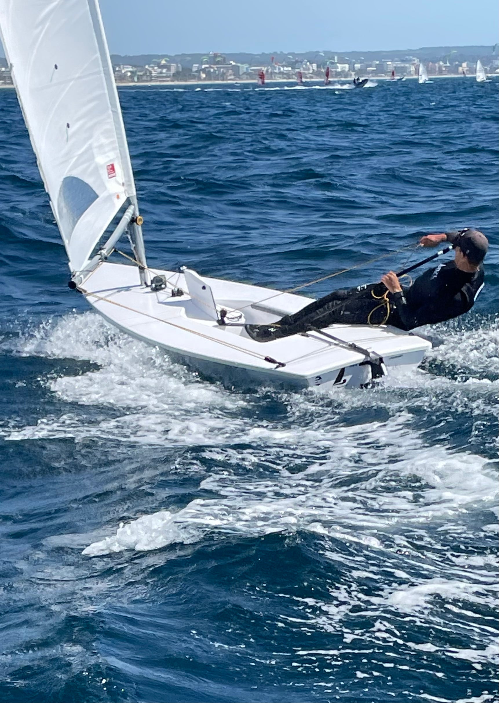 LASER/ILCA 7 FULL RACE FITOUT- COMPLETE BOAT WITH CARBON TOP SECTION ...